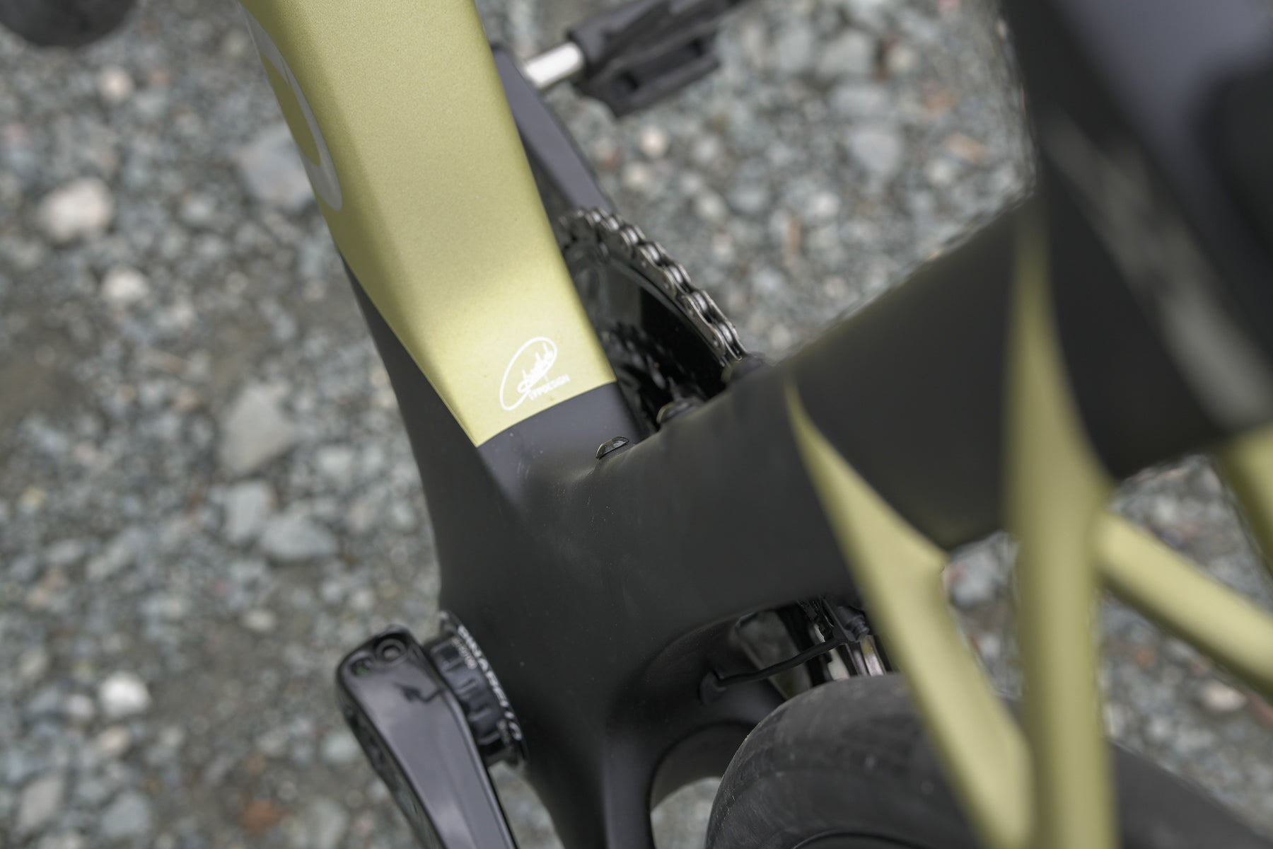 Review: The Pinarello X9 Road Bike Merges Comfort and Speed, with a ...