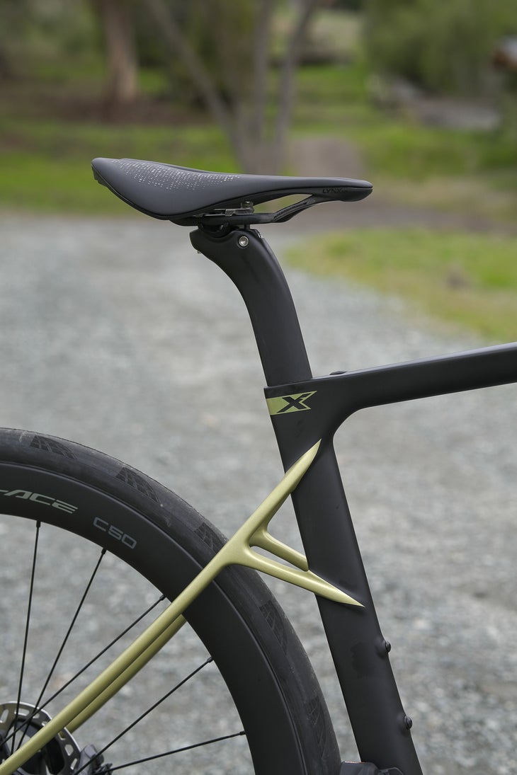 Review: The Pinarello X9 Road Bike Merges Comfort and Speed, with a ...