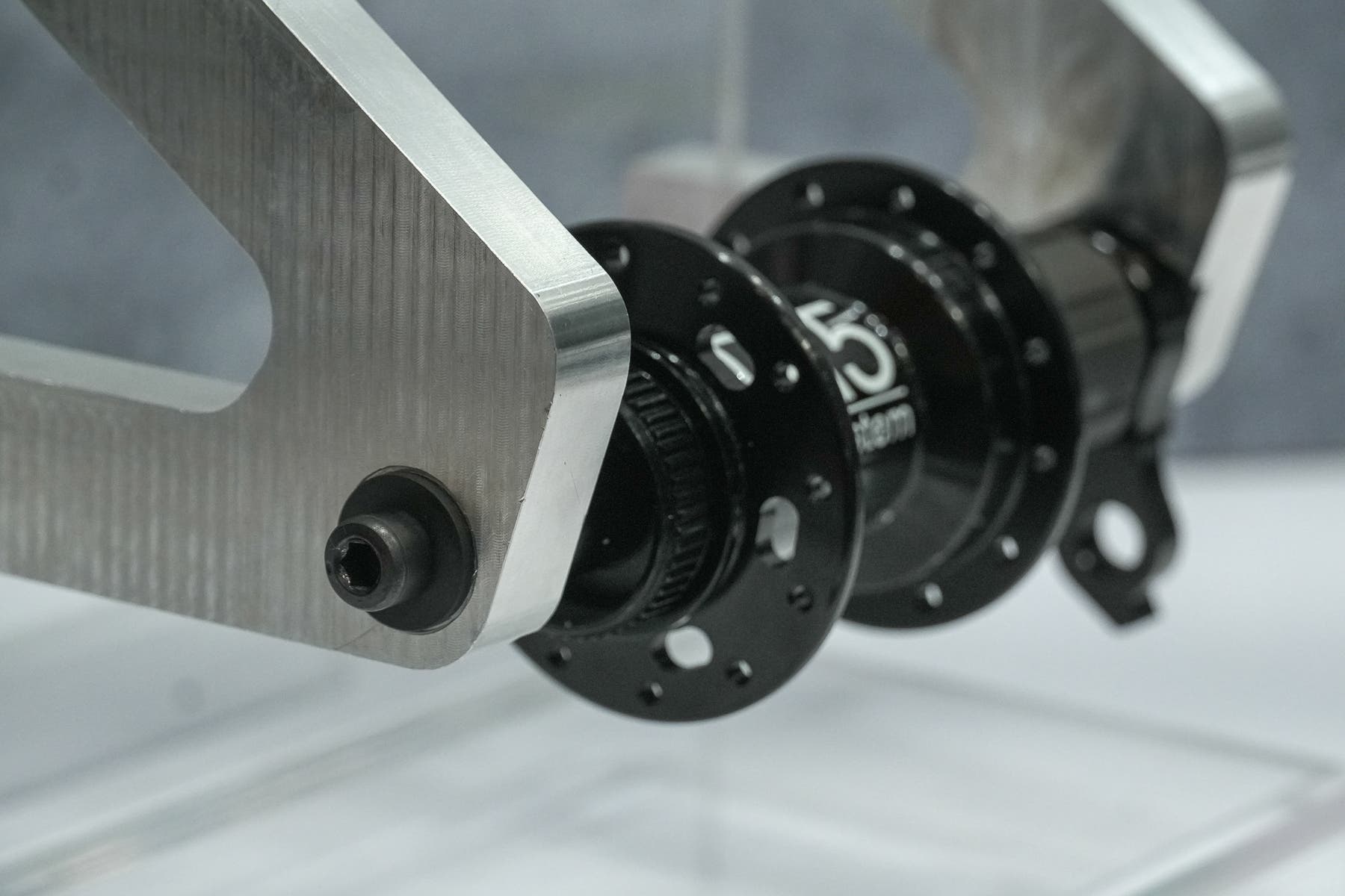 New Axle Standard Is All About Making Quick Release Axles Work with ...