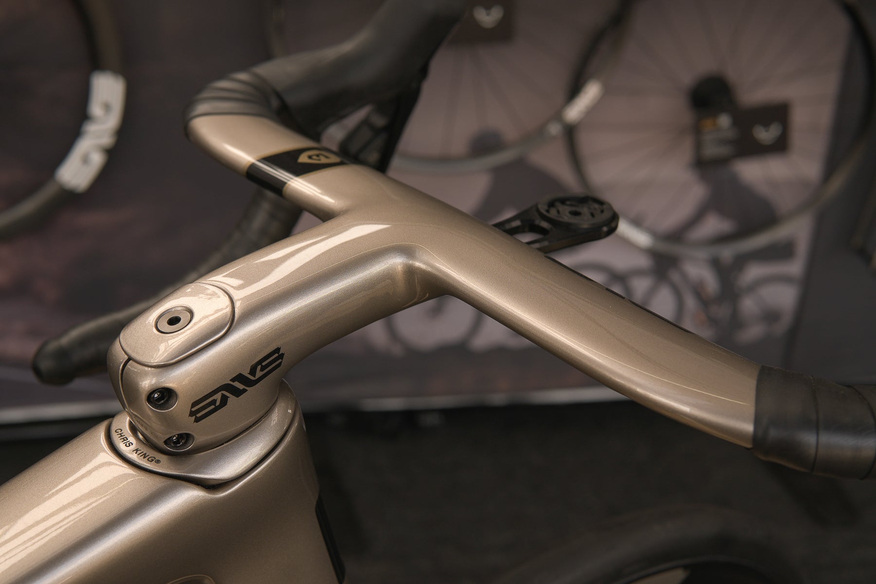 Randoms: Enve's Limited Edition Melee, Carbon Fiber Tools, and Maap ...