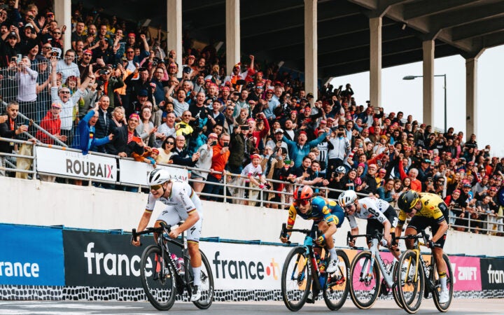 Paris-Roubaix Primer: Cobbles, Favorites, Timings