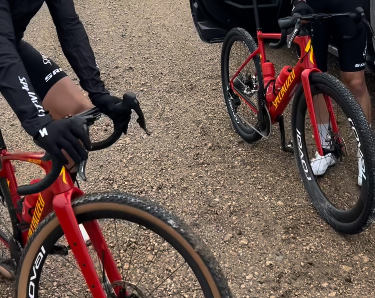 We Found a New Specialized Diverge at Unbound Gravel 2025