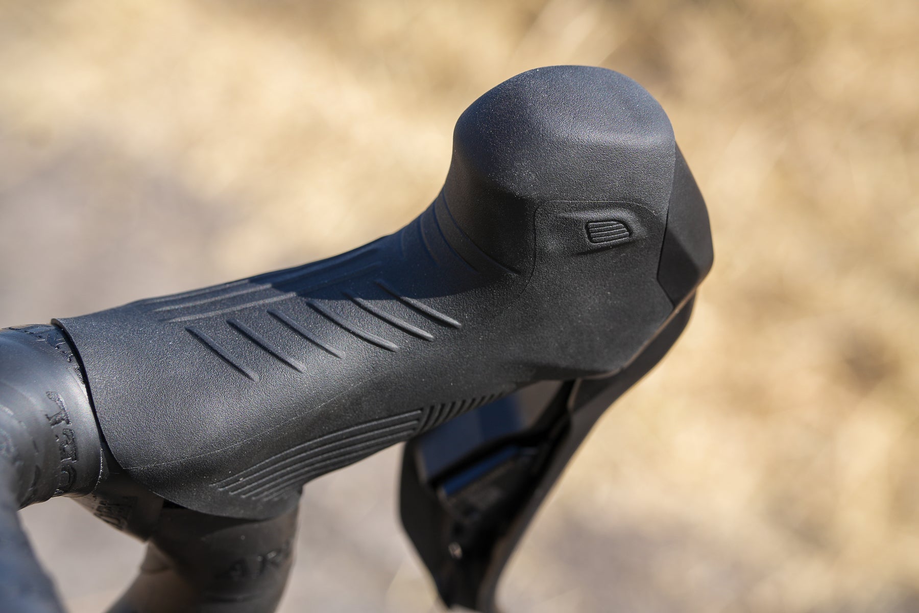 Shimano GRX Di2 1x: Wireless Review, Weights, & Prices - Velo