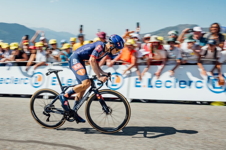 Tense 5-Way Battle Brewing for Third Overall in Tour de France