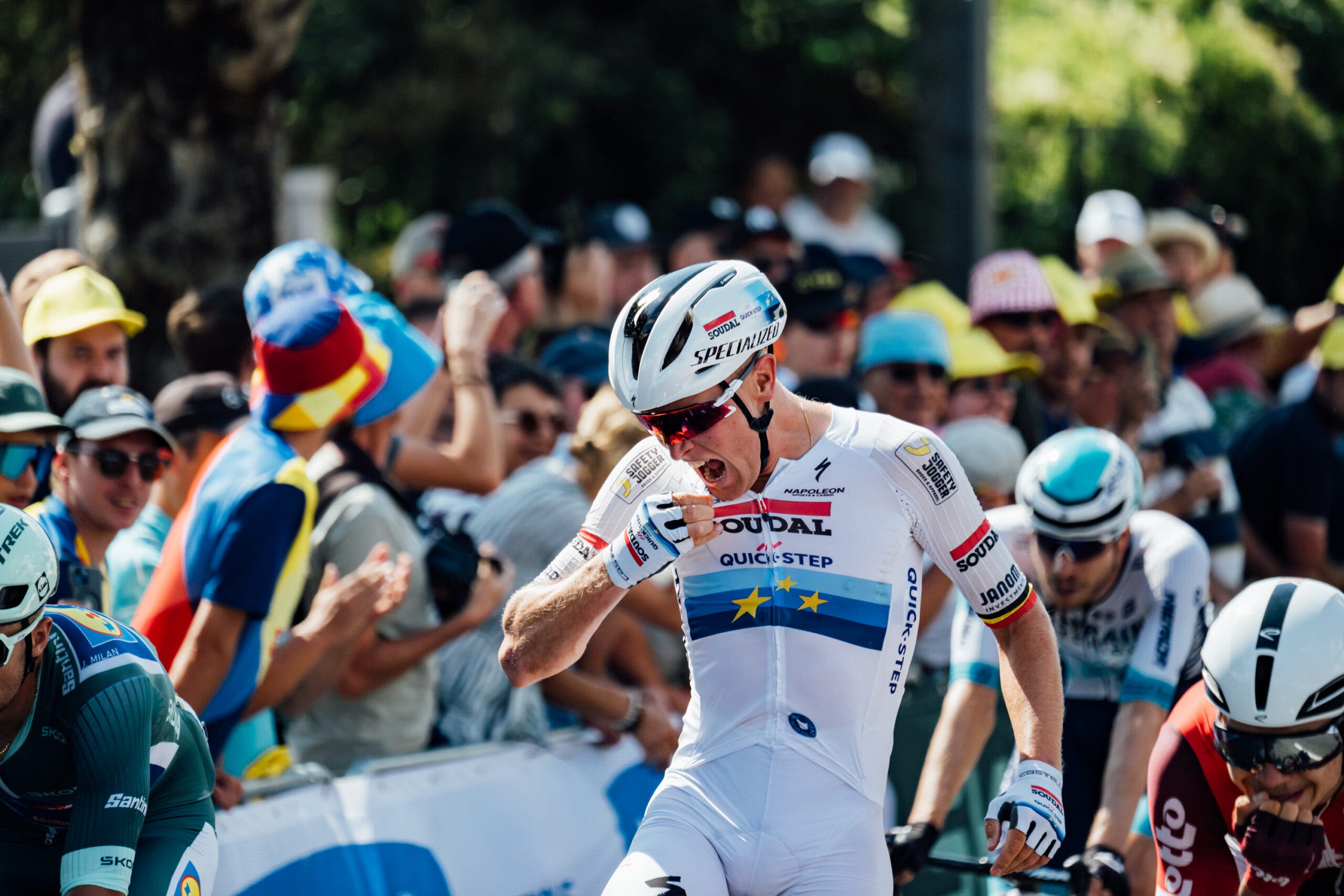 Gallery: The Best Images of Stage 9 of the 2025 Tour de France - Velo