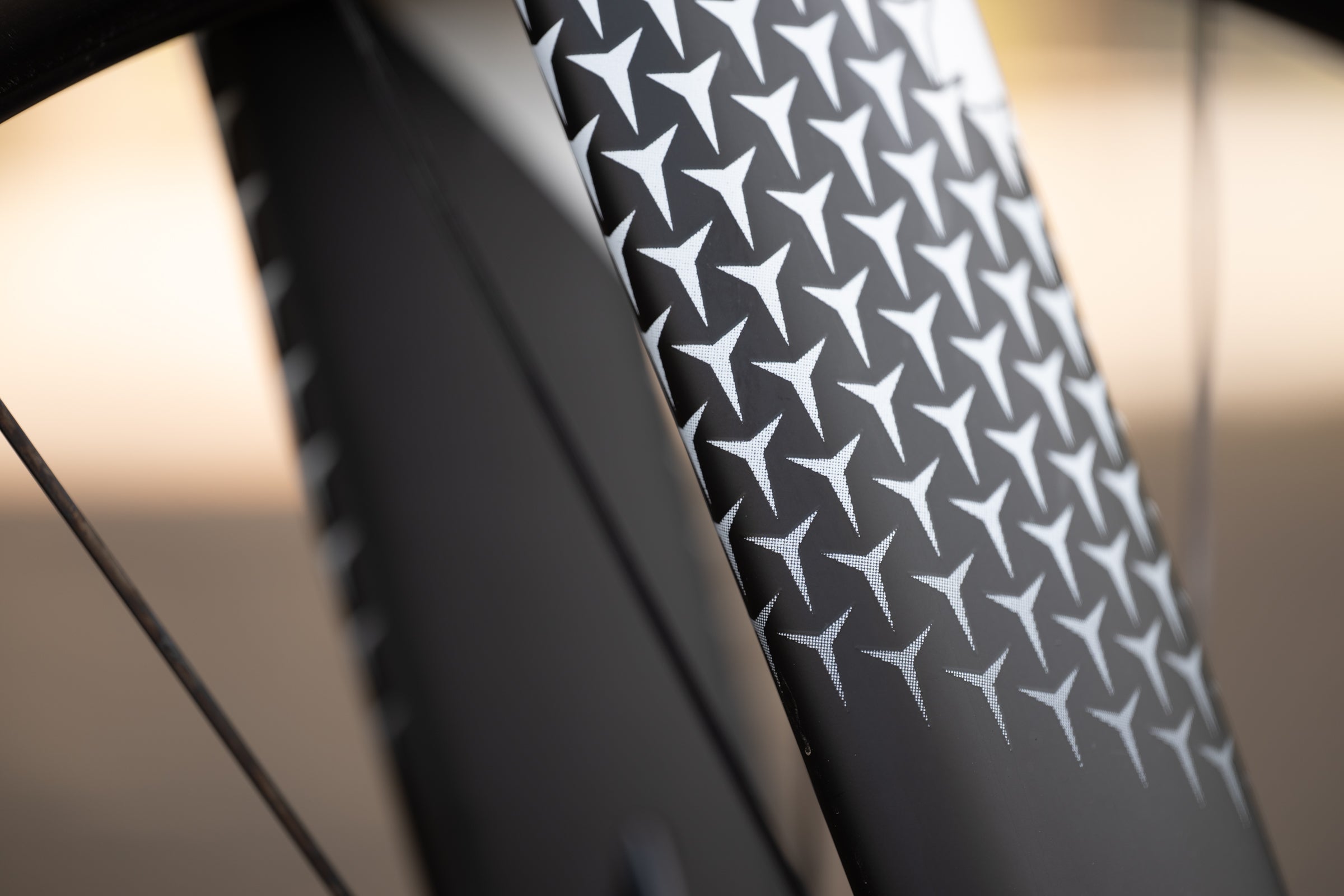 Review: The Colnago Y1Rs Rides Better Than It Has Any Right to