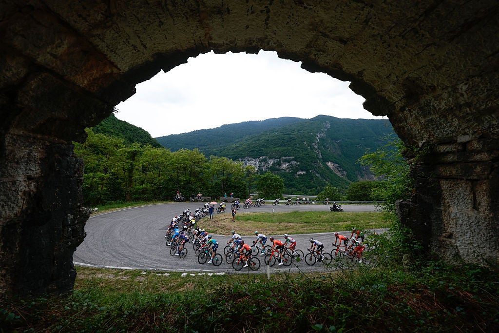 19 Year Old Rider Samuele Privitera Dies in Racing Crash