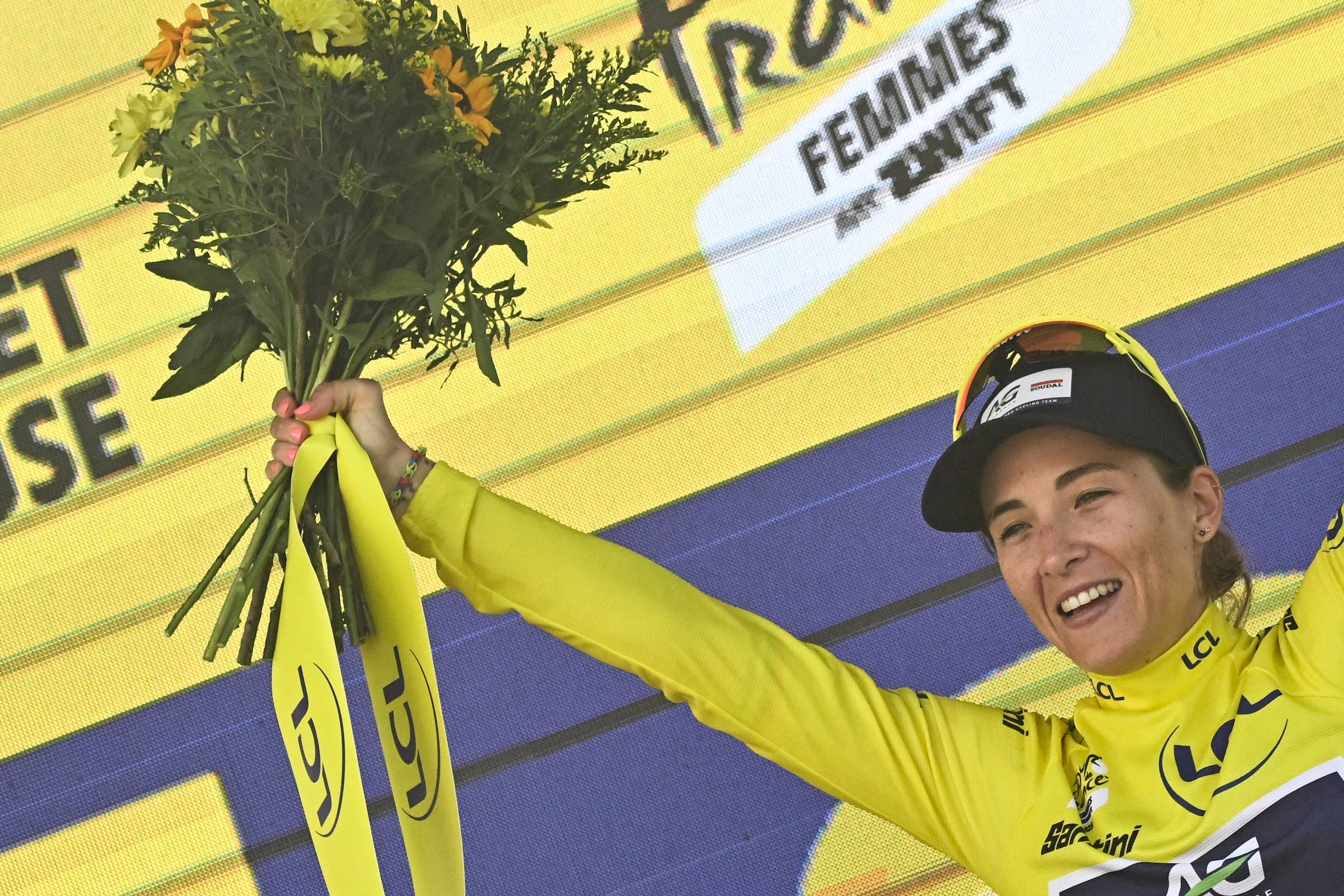 Tour de France Femmes Stage 5: Le Court Wins, Retakes Yellow