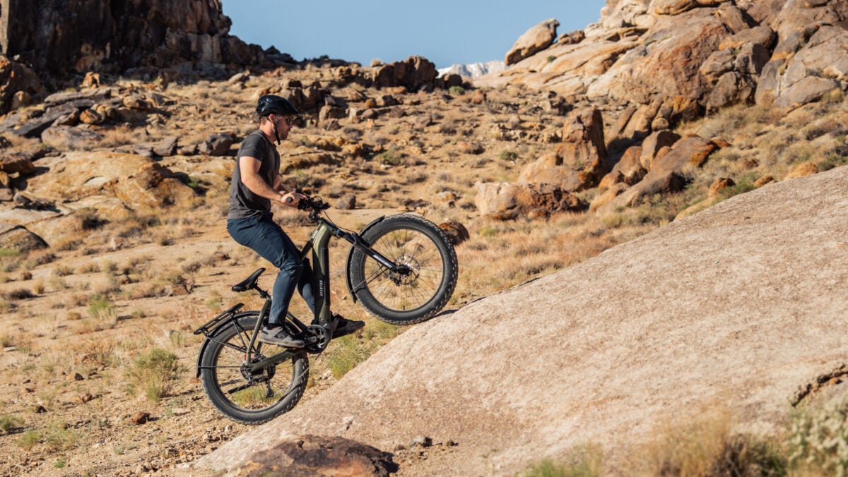 First Look: Aventon’s Aventure M - Velo