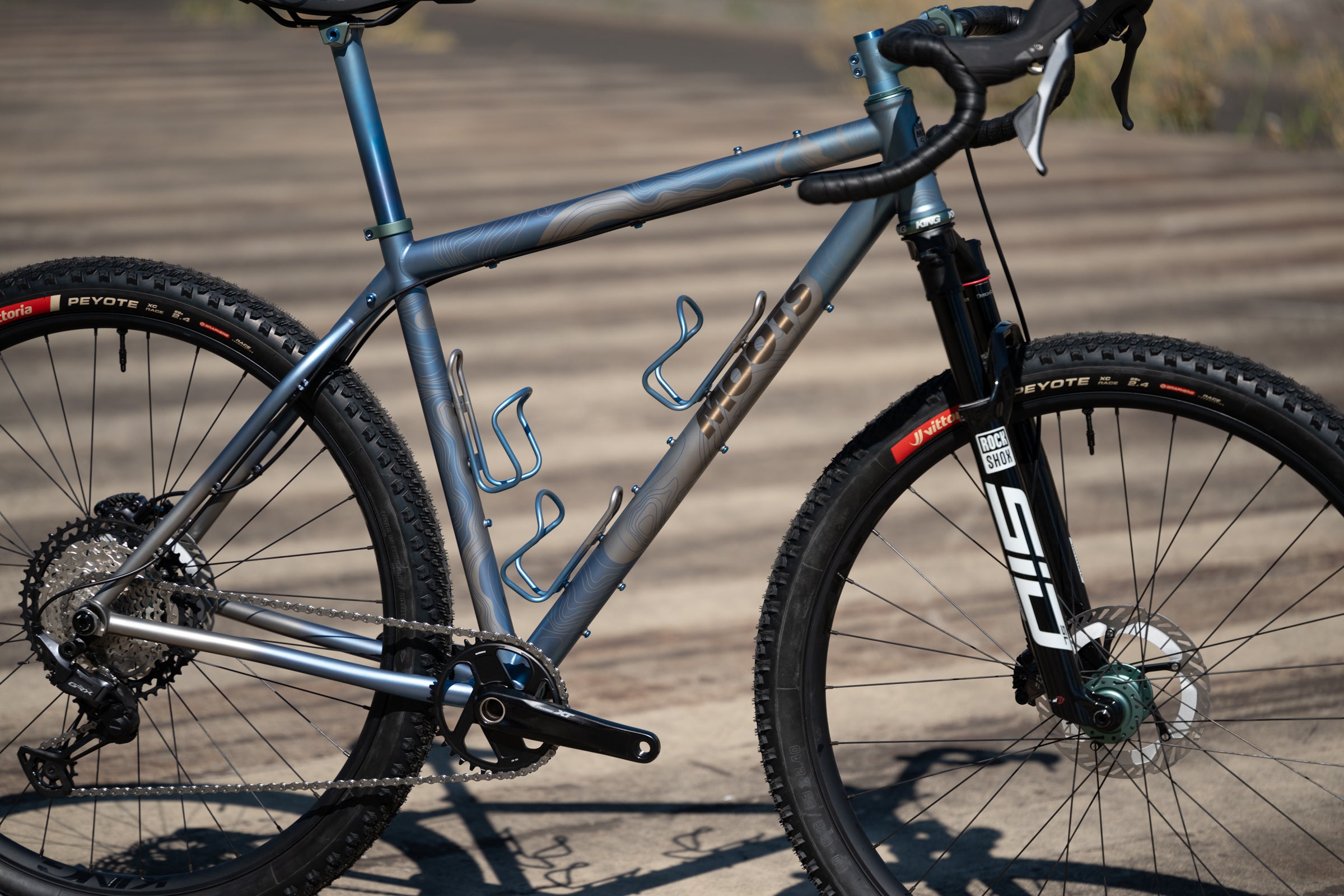 Moots Adventure Bike With Suspension Teased at MADE Bike Show