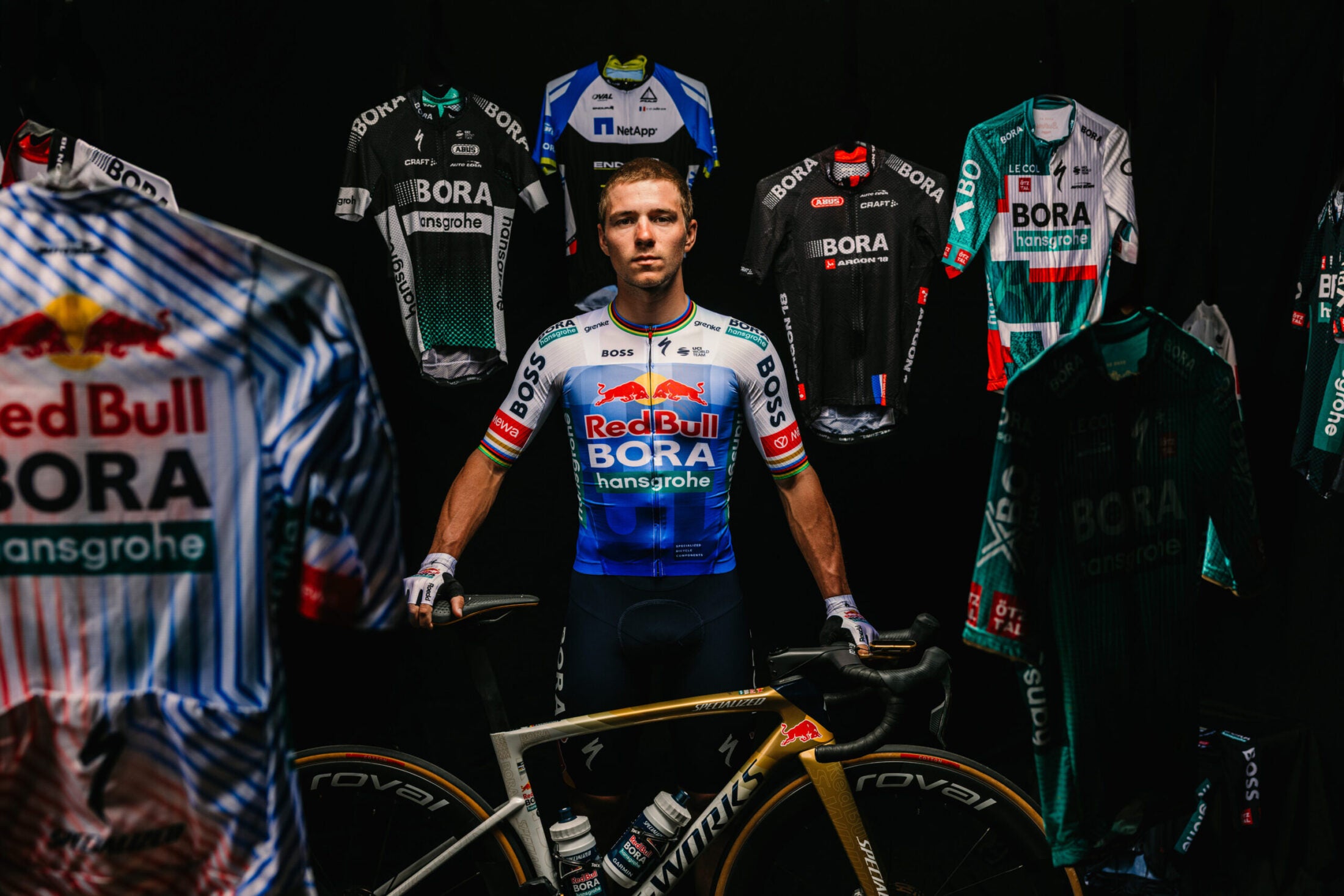 The Trend for Tour de France Swap-Out Kits Is Getting Out of Hand